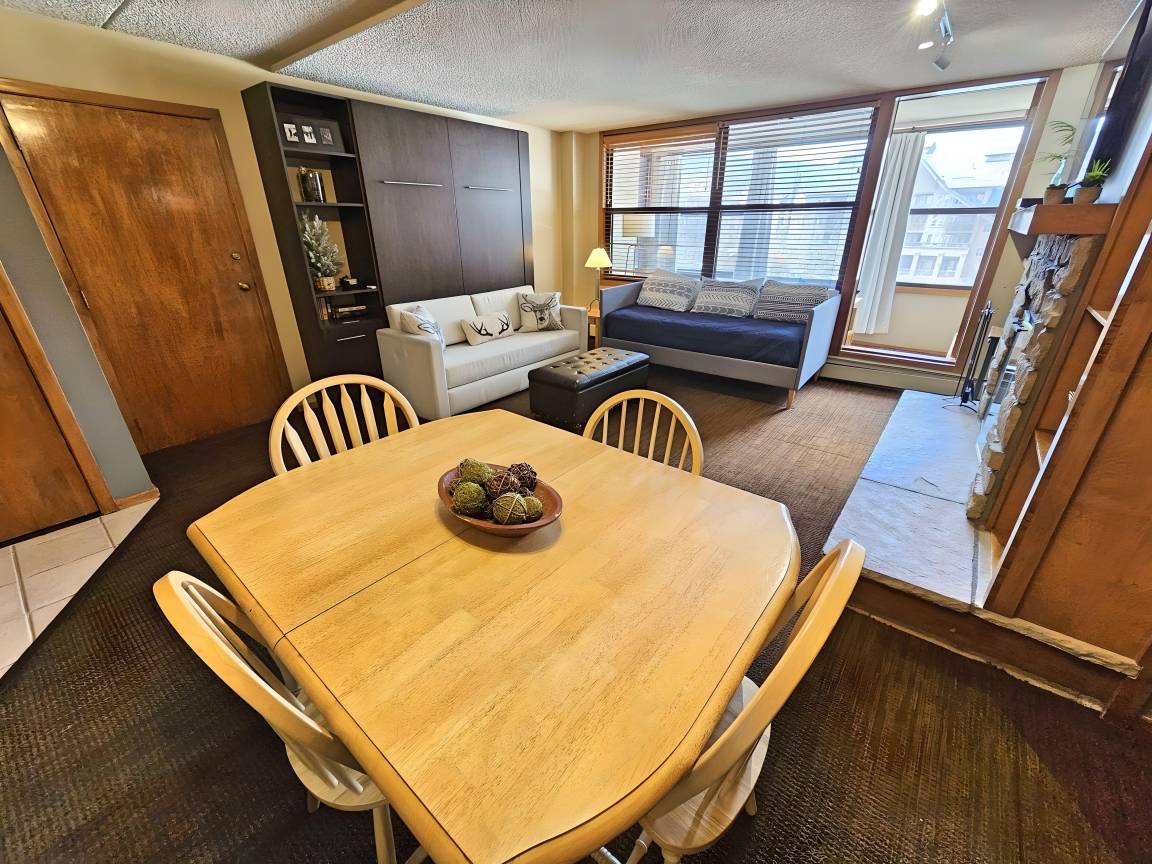 Condo ∙ 1 Bedroom ∙ 5 Guests - Copper Mountain, CO
