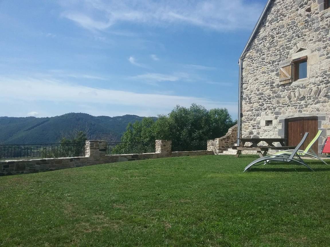 150 M² Huis ∙ 5 Slaapkamers ∙ 12 Gasten - Puy-de-Dôme