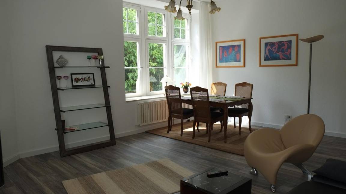 87 M² Ferienwohnung ∙ 2 Schlafzimmer ∙ 4 Gäste - Traben-Trarbach