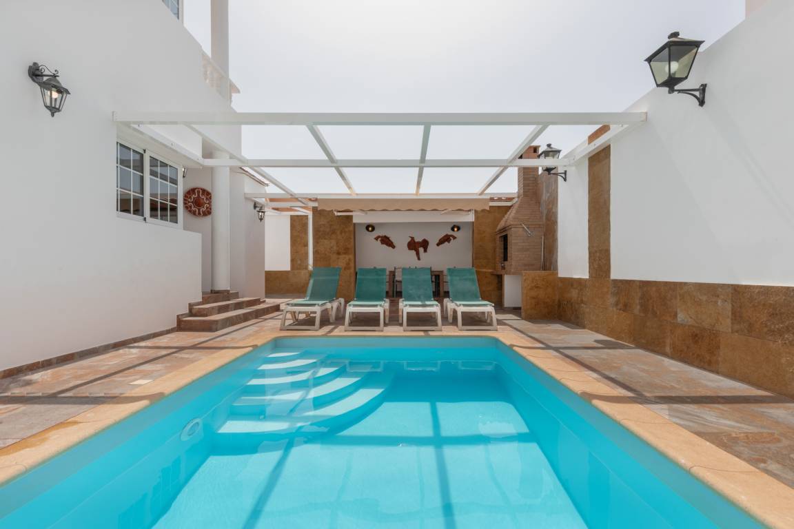 140 M² Villa ∙ 4 Schlafzimmer ∙ 12 Gäste - Costa Calma