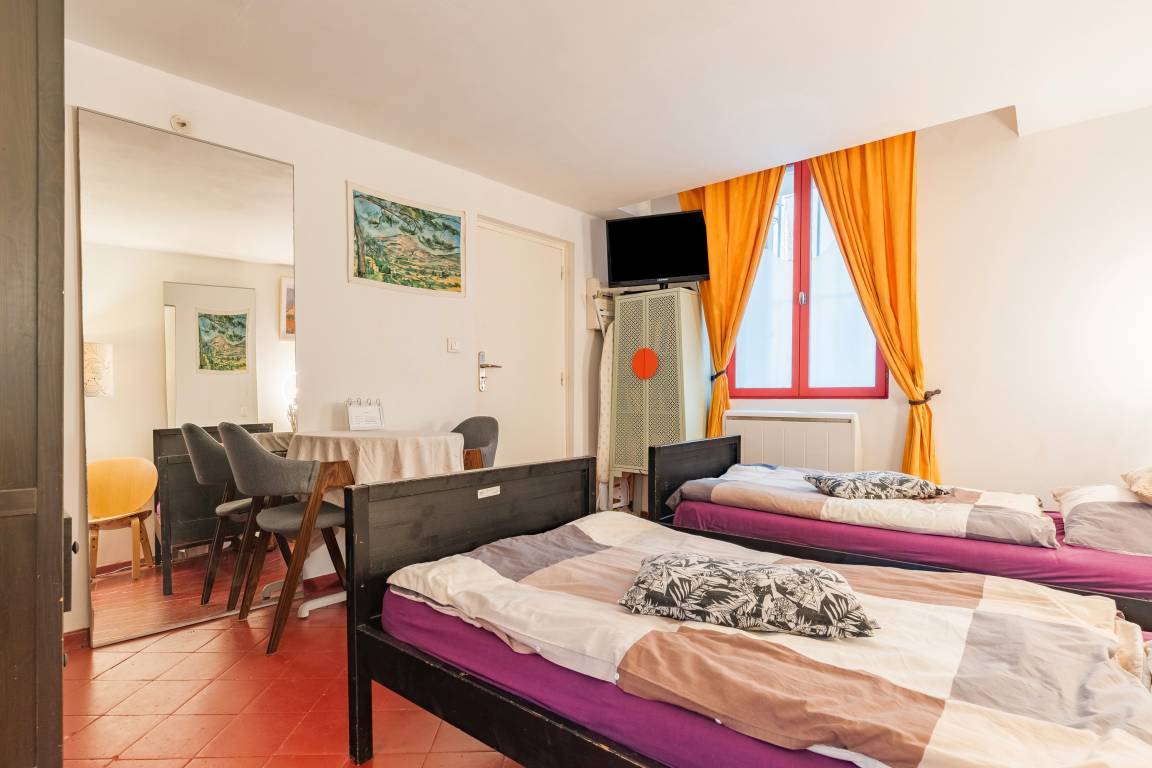 20 M² Studio Flat ∙ 1 Bedroom ∙ 2 Guests - Aix-en-Provence