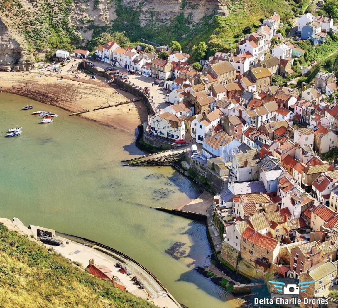 Cottage ∙ 4 Bedrooms ∙ 10 Guests - Runswick Bay
