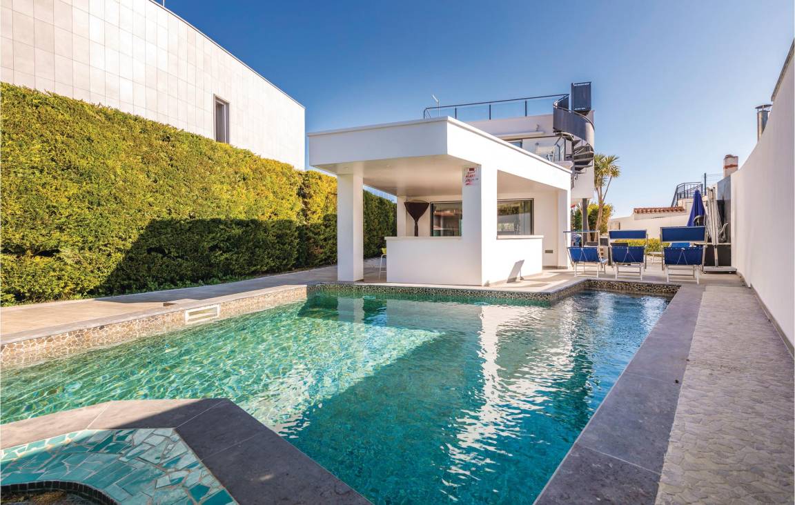 100 M² Casa ∙ 3 Habitaciones ∙ 6 Huéspedes - Sant Pere Pescador