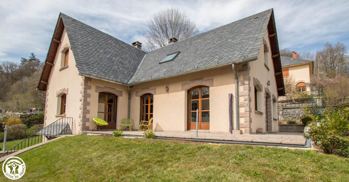 123 M² Gîte ∙ 3 Chambres ∙ 6 Personnes - La Bourboule