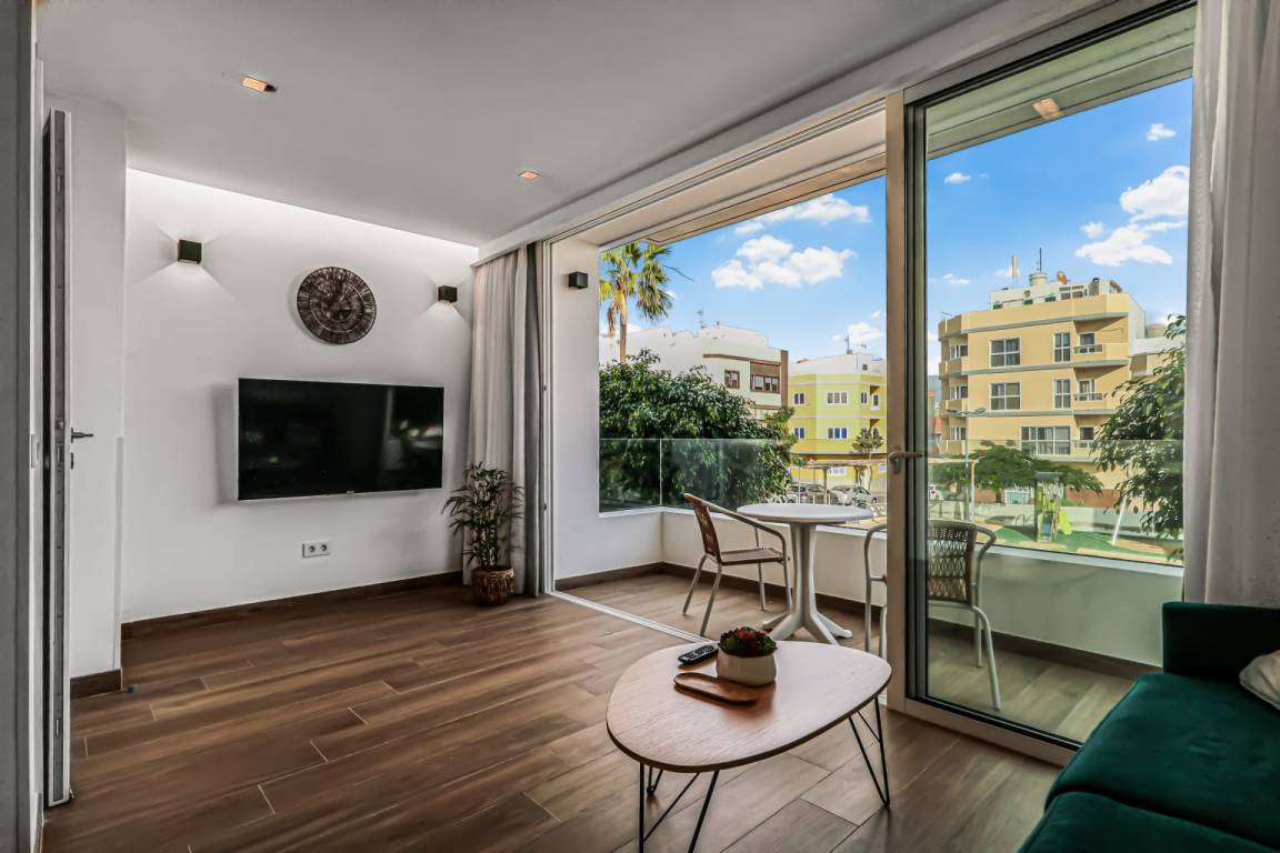 50 M² Apartamento ∙ 2 Habitaciones ∙ 4 Huéspedes - Telde