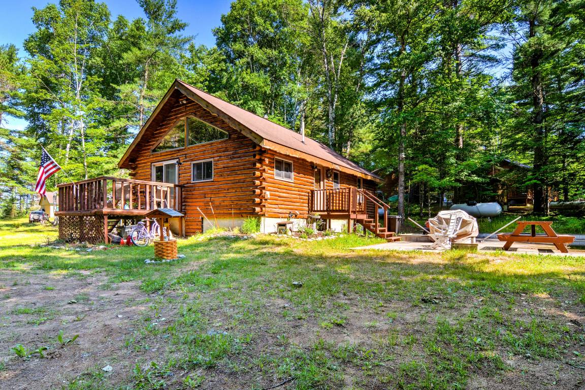 93 M² House ∙ 2 Bedrooms ∙ 8 Guests - Palms Book State Park, Manistique