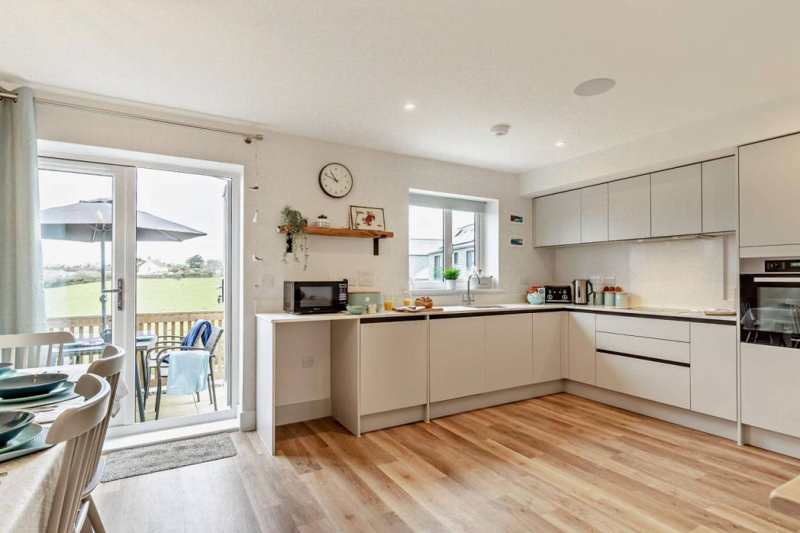 Cottage ∙ 3 Bedrooms ∙ 6 Guests - Fistral Beach