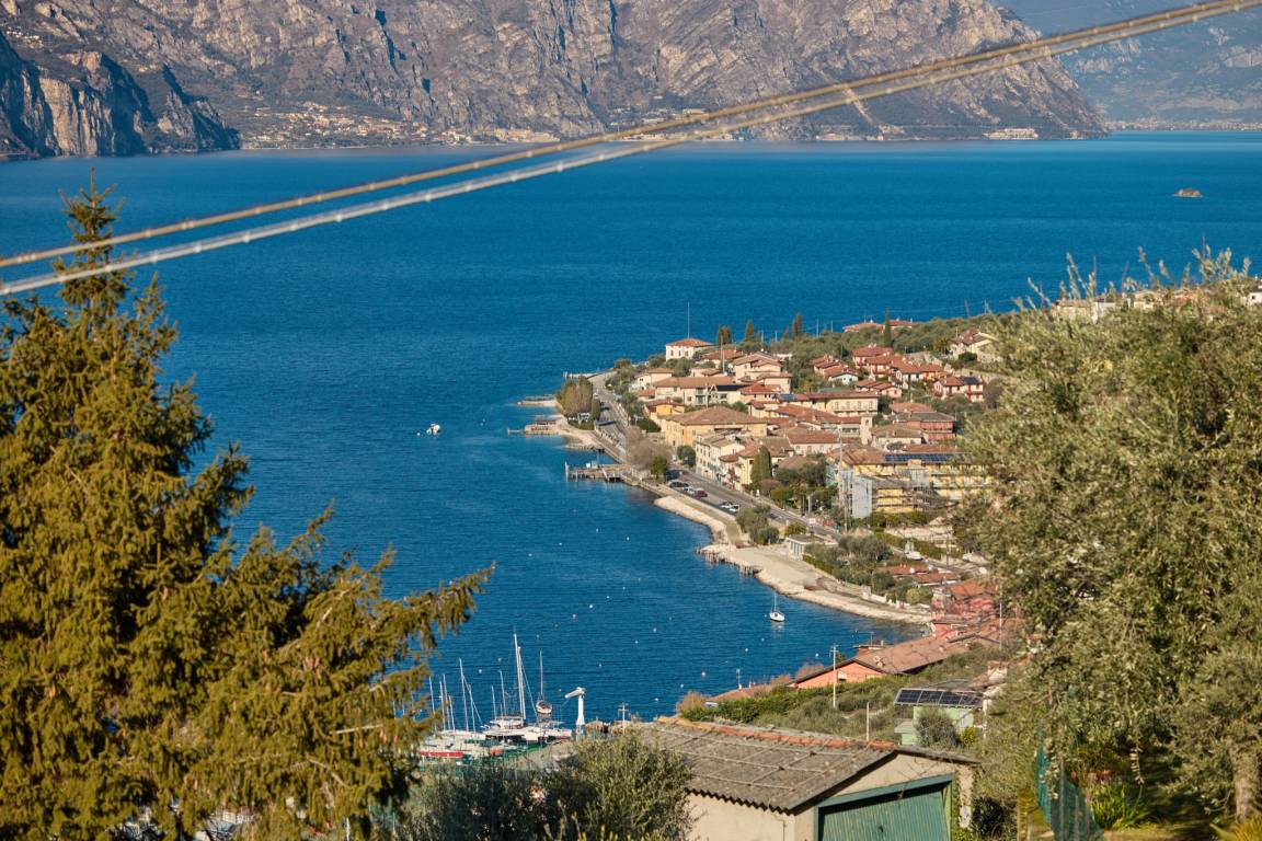 Apartment ∙ 2 Bedrooms ∙ 5 Guests - Malcesine