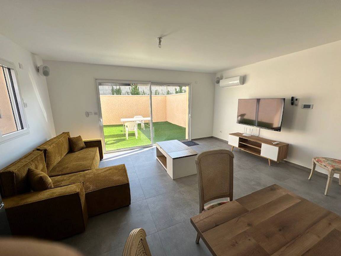 50 M² Appartement ∙ 5 Chambres ∙ 10 Personnes - La Verpillière