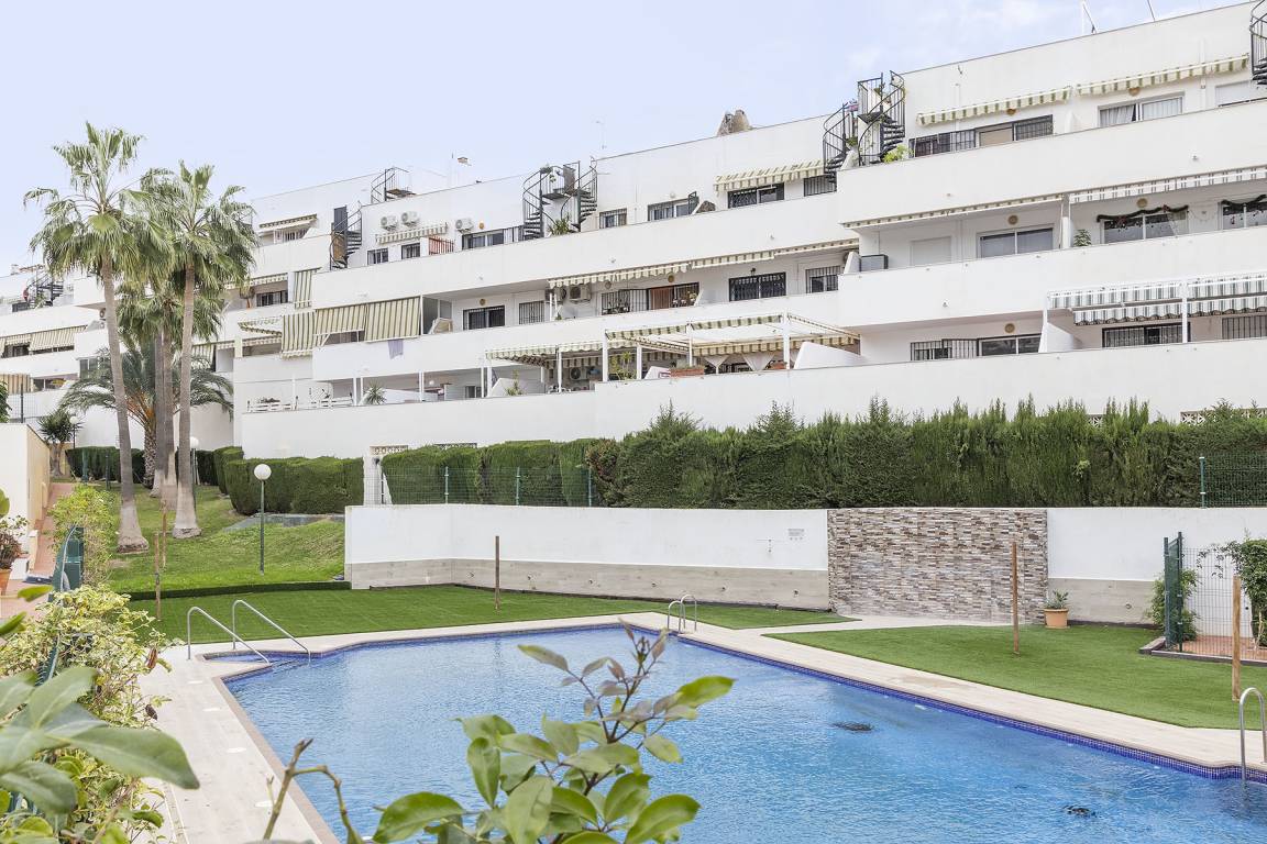 75 M² Apartment ∙ 2 Bedrooms ∙ 4 Guests - Benalmádena