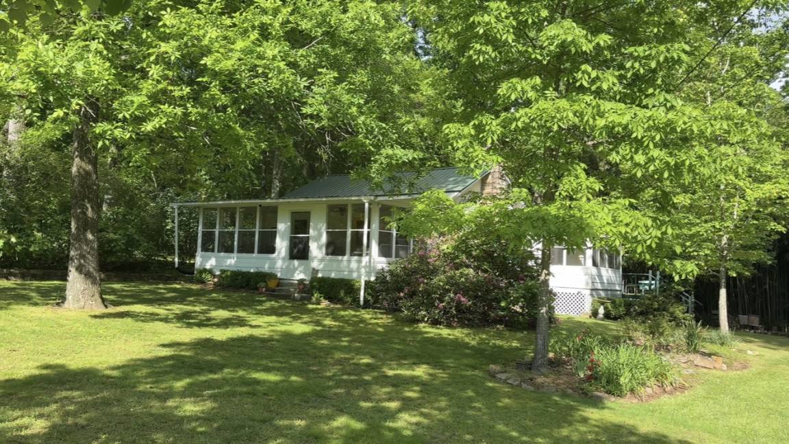 102 M² Cottage ∙ 3 Bedrooms ∙ 8 Guests - Mentone, AL