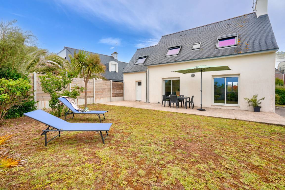 90 M² House ∙ 3 Bedrooms ∙ 5 Guests - Guilvinec