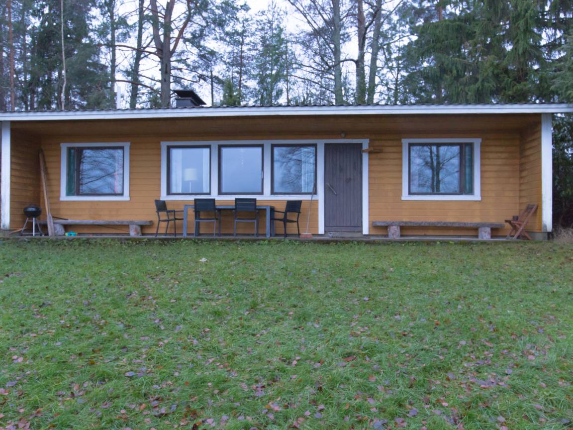 61 M² Talo ∙ 2 Makuuhuonetta ∙ 4 Vierasta - Valkeakoski