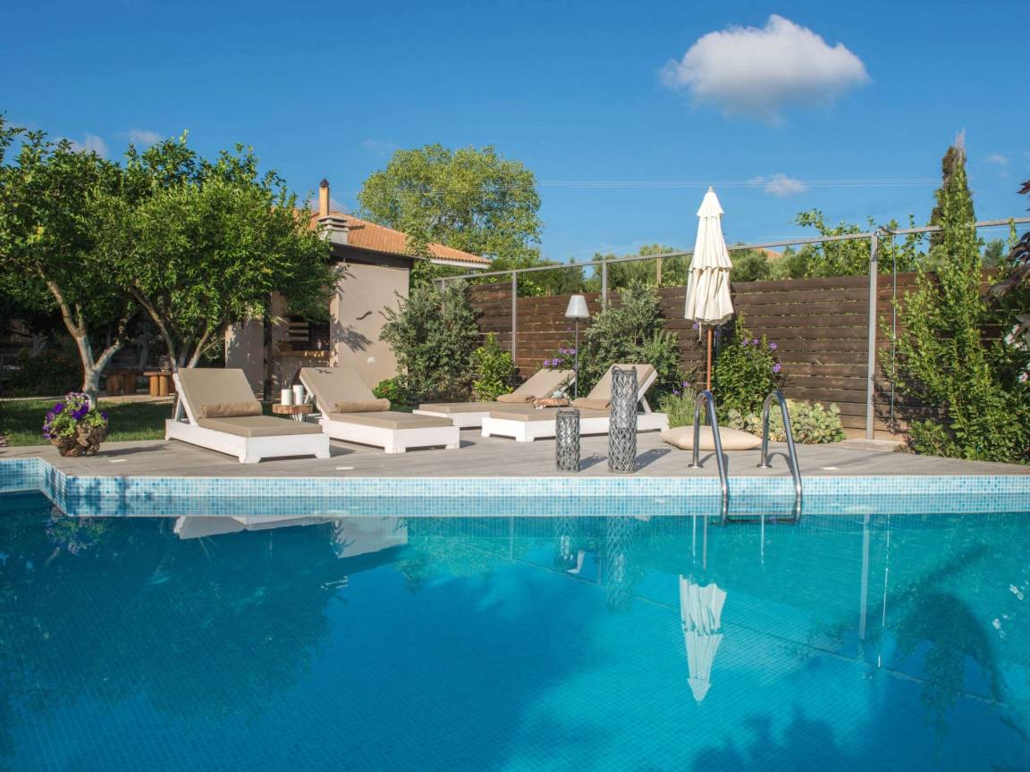 210 M² House ∙ 3 Bedrooms ∙ 6 Guests - Zakinthos