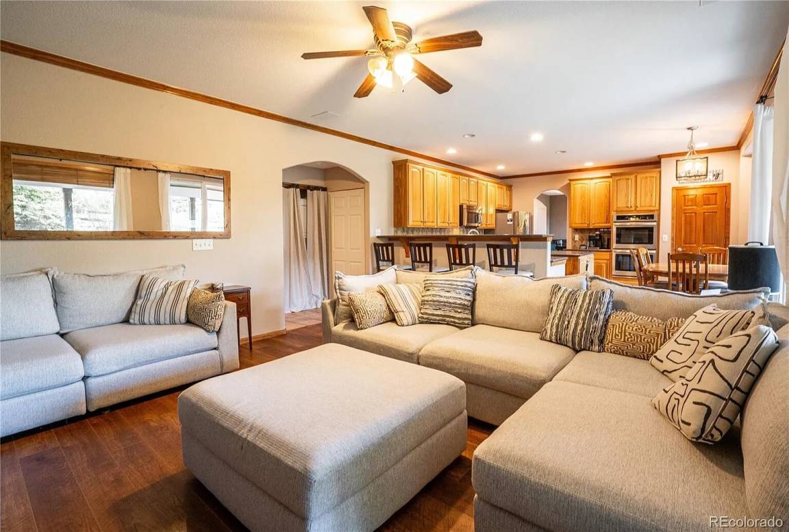 316 M² House ∙ 4 Bedrooms ∙ 14 Guests - Castle Rock, CO