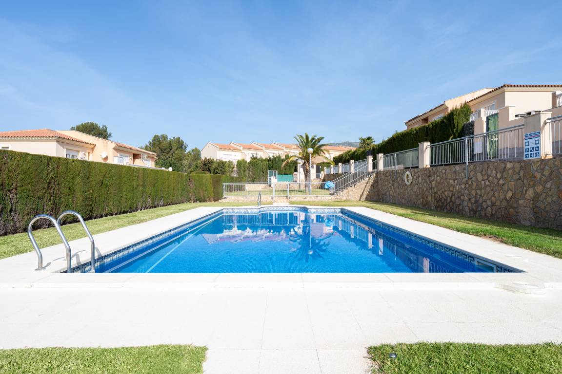 106 M² Maison De Vacances ∙ 3 Chambres ∙ 6 Personnes - Mont-roig del Camp