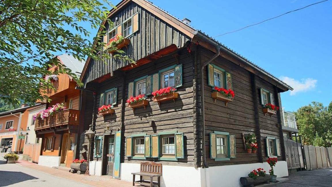 68 M² Ferienwohnung ∙ 1 Schlafzimmer ∙ 4 Gäste - Hallstatt