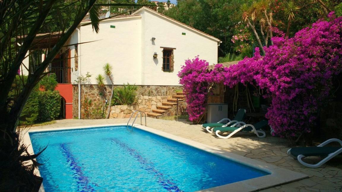 100 M² Villa ∙ 4 Schlafzimmer ∙ 8 Gäste - Platja d'Aro