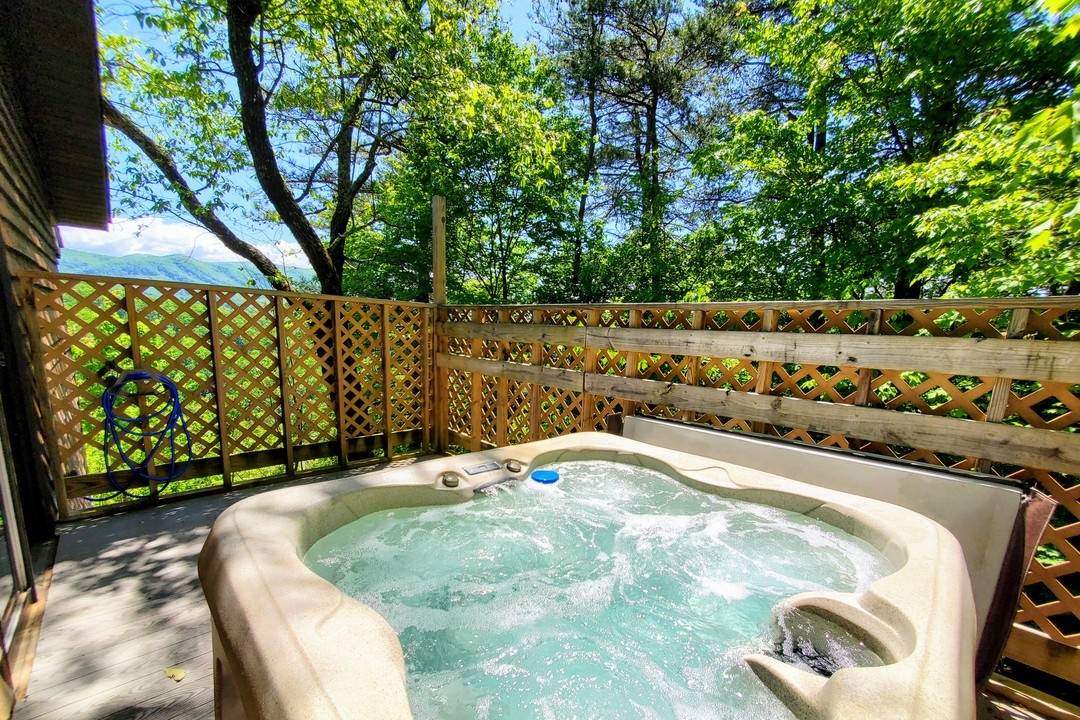 114 M² Chalet ∙ 2 Slaapkamers ∙ 4 Gasten - Pigeon Forge, TN