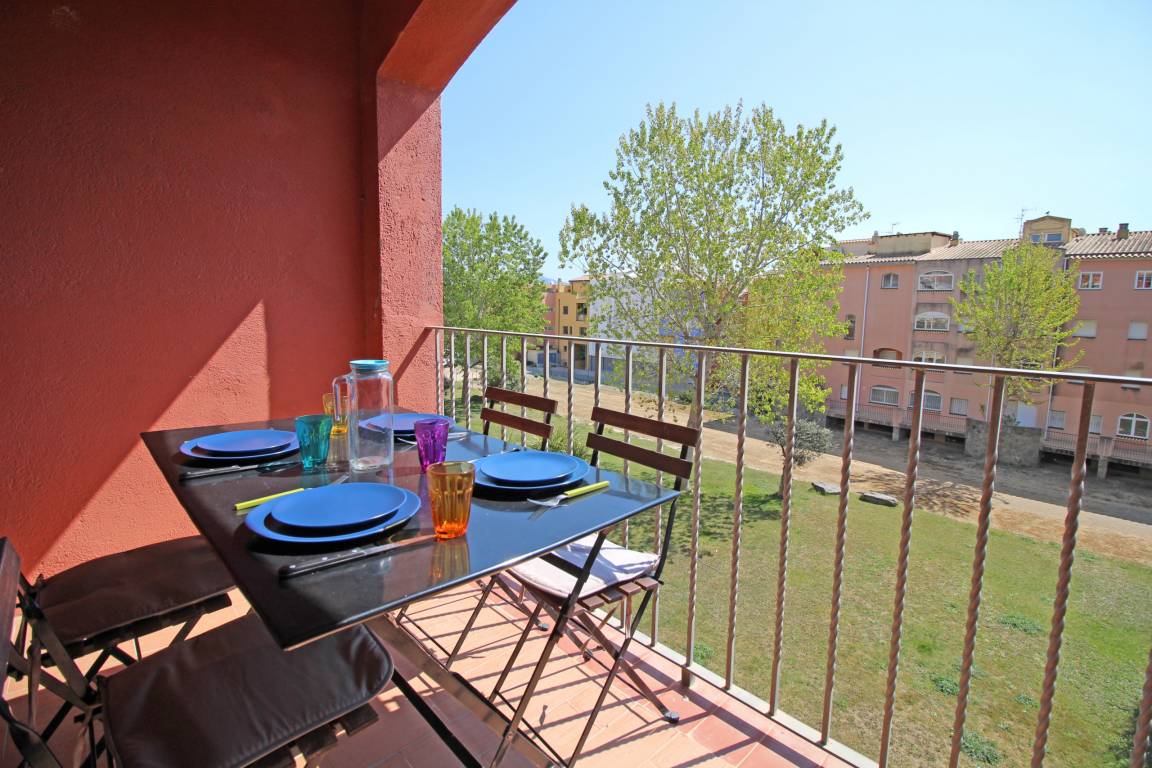 52 M² Ferienwohnung ∙ 2 Schlafzimmer ∙ 5 Gäste - Empuriabrava