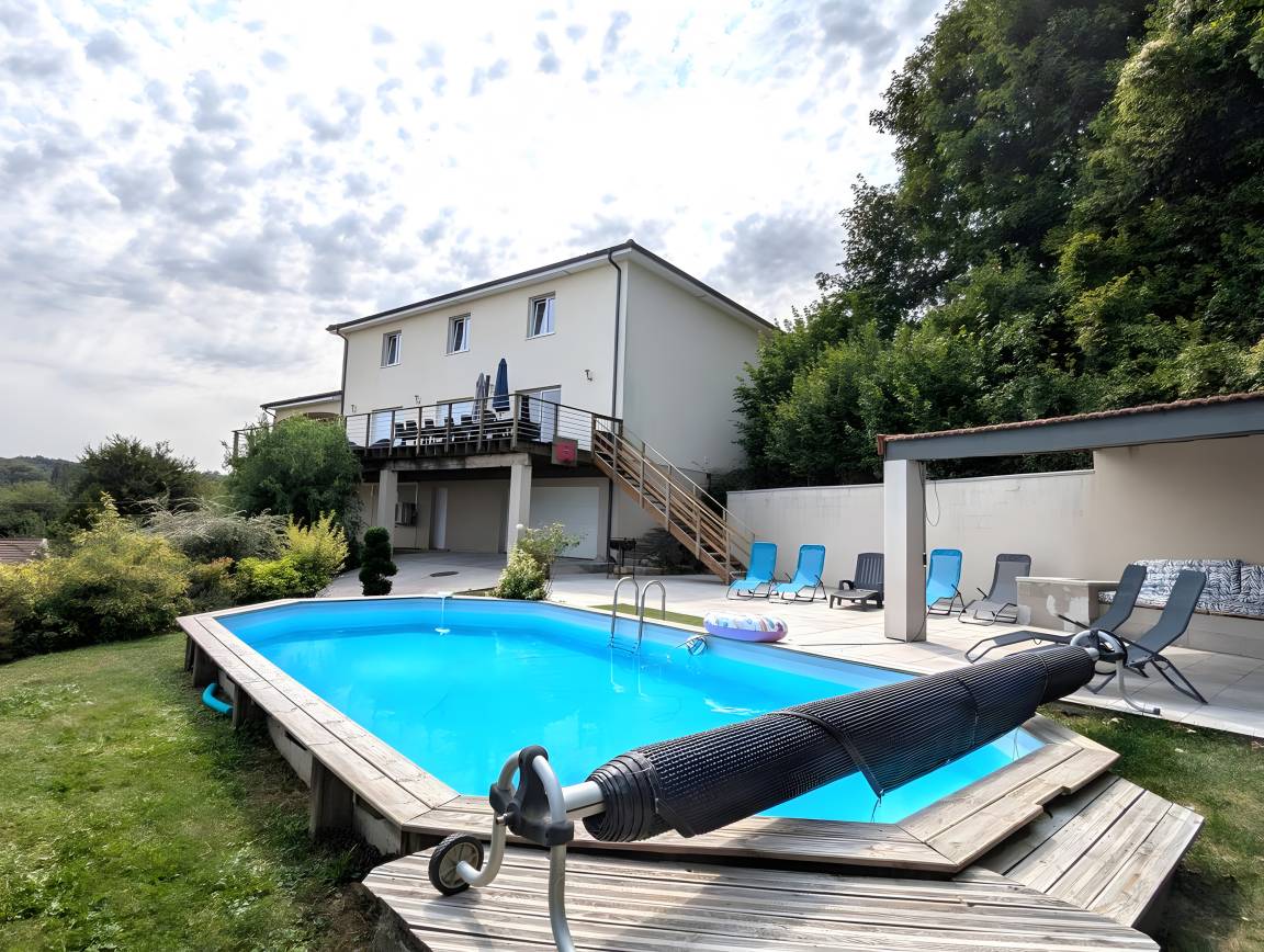 100 M² Maison De Vacances ∙ 5 Chambres ∙ 12 Personnes - Meurthe-et-Moselle