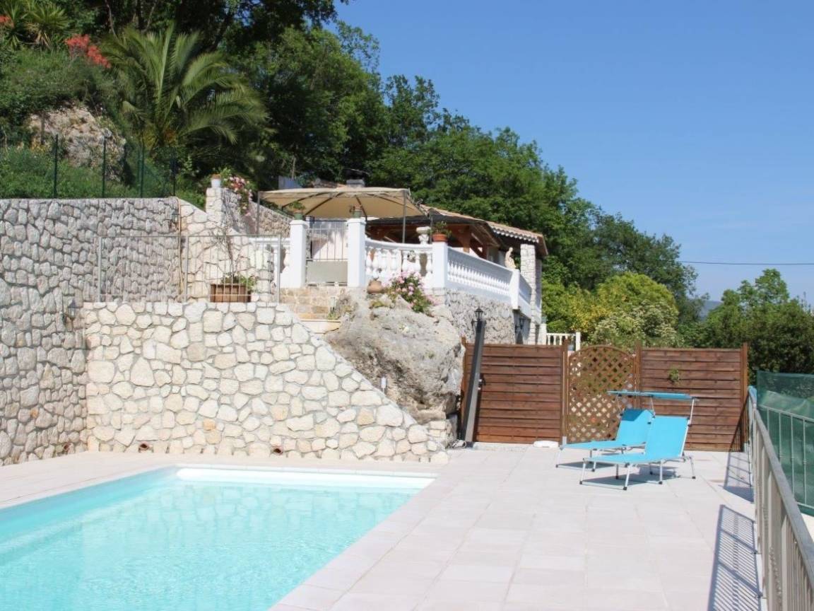 125 M² House ∙ 3 Bedrooms ∙ 5 Guests - Nice
