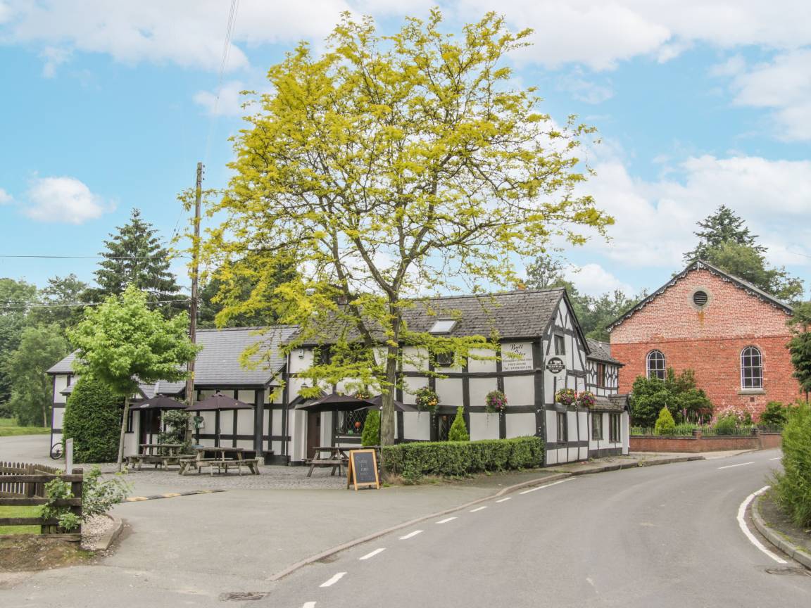 Cottage ∙ 2 Bedrooms ∙ 4 Guests - Welshpool