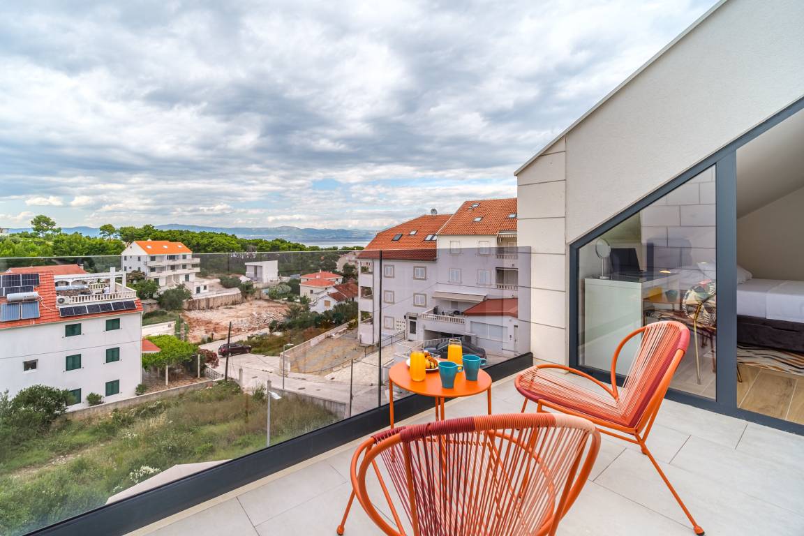 250 M² House ∙ 4 Bedrooms ∙ 10 Guests - Sutivan