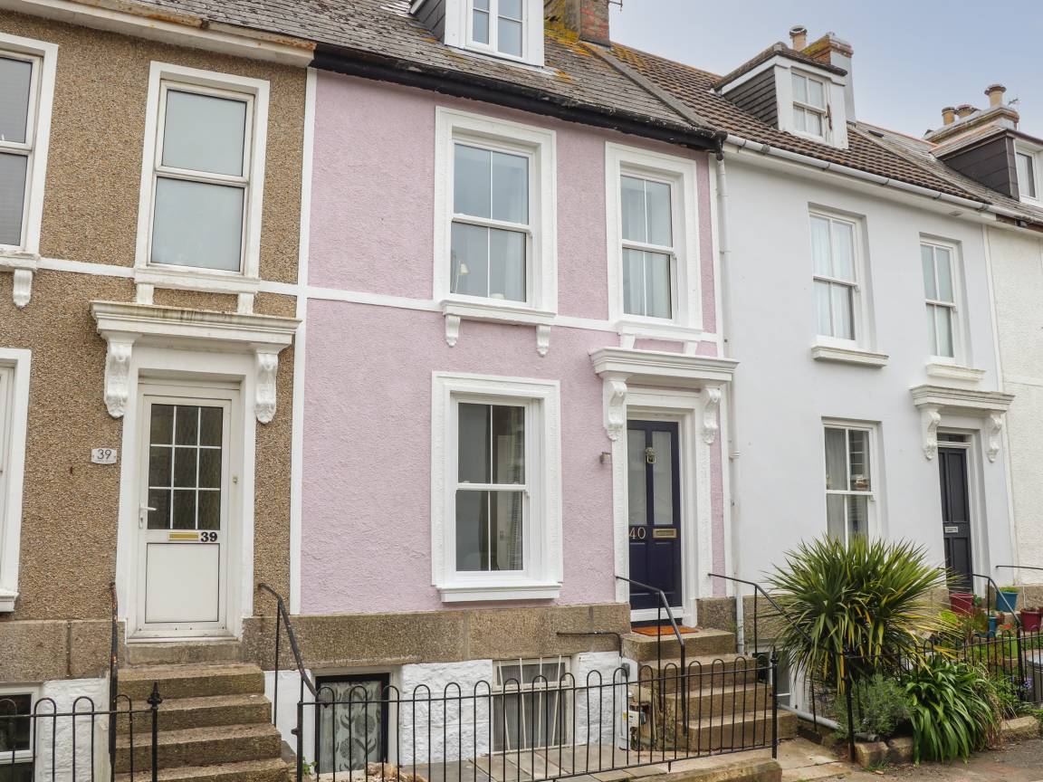 Cottage ∙ 2 Bedrooms ∙ 4 Guests - Newlyn