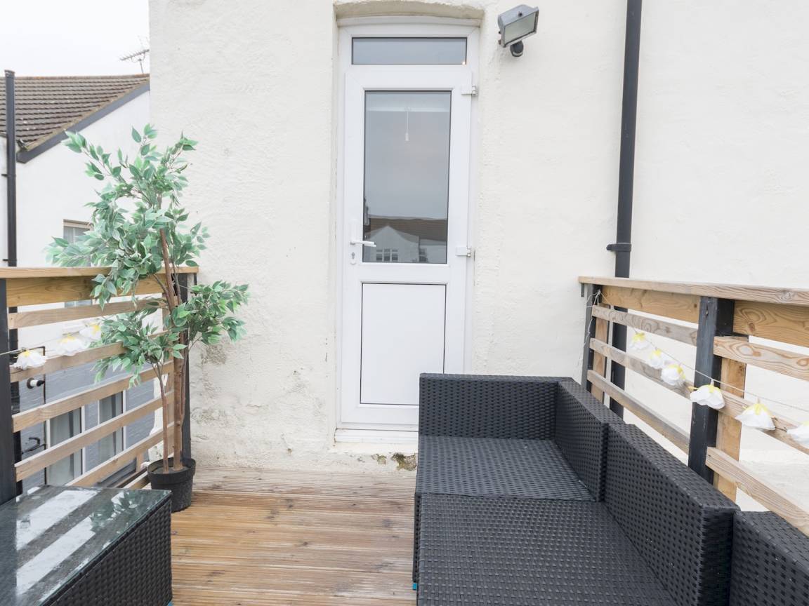 56 M² Apartment ∙ 2 Bedrooms ∙ 4 Guests - Southend-on-Sea