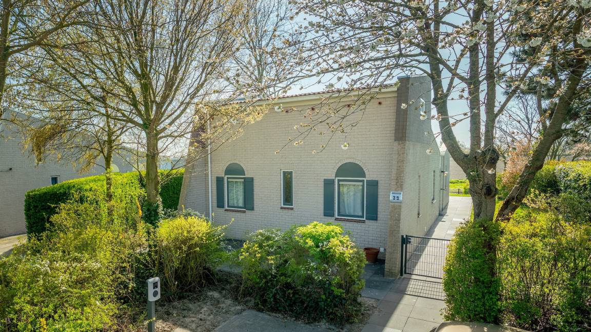 Bungalow ∙ 2 Slaapkamers ∙ 8 Gasten - Zierikzee