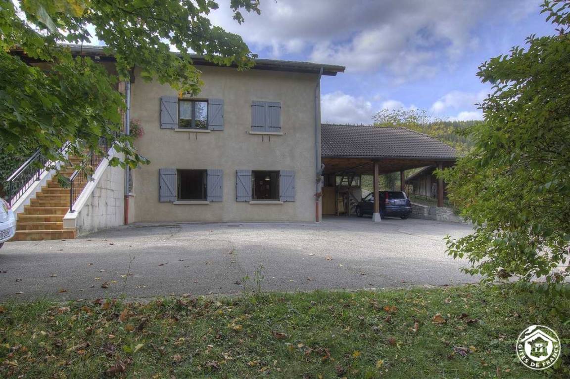 30 M² Gîte ∙ 1 Chambre ∙ 2 Personnes - Bellegarde-sur-Valserine