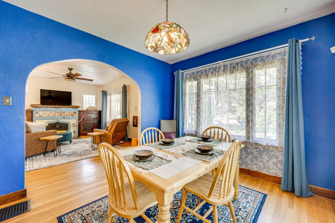 143 M² House ∙ 2 Bedrooms ∙ 6 Guests - Pueblo, CO