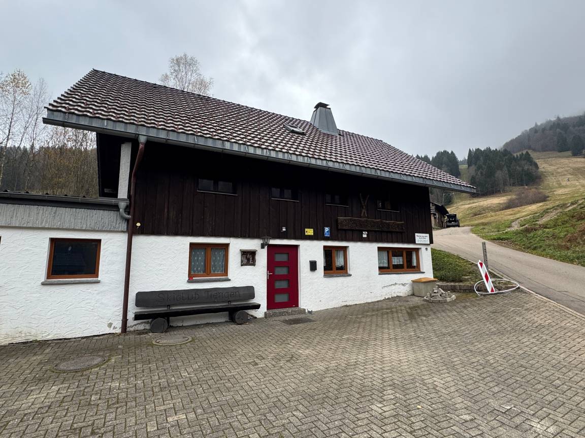 200 M² House ∙ 7 Bedrooms ∙ 31 Guests - Todtnau