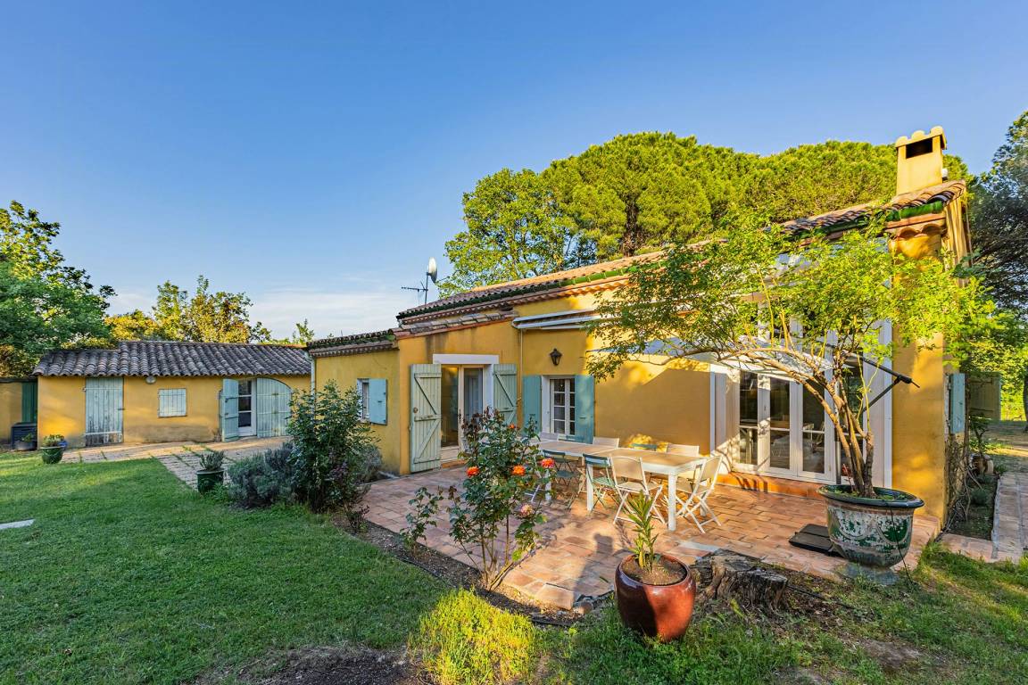 180 M² Maison De Vacances ∙ 4 Chambres ∙ 13 Personnes - Pézenas