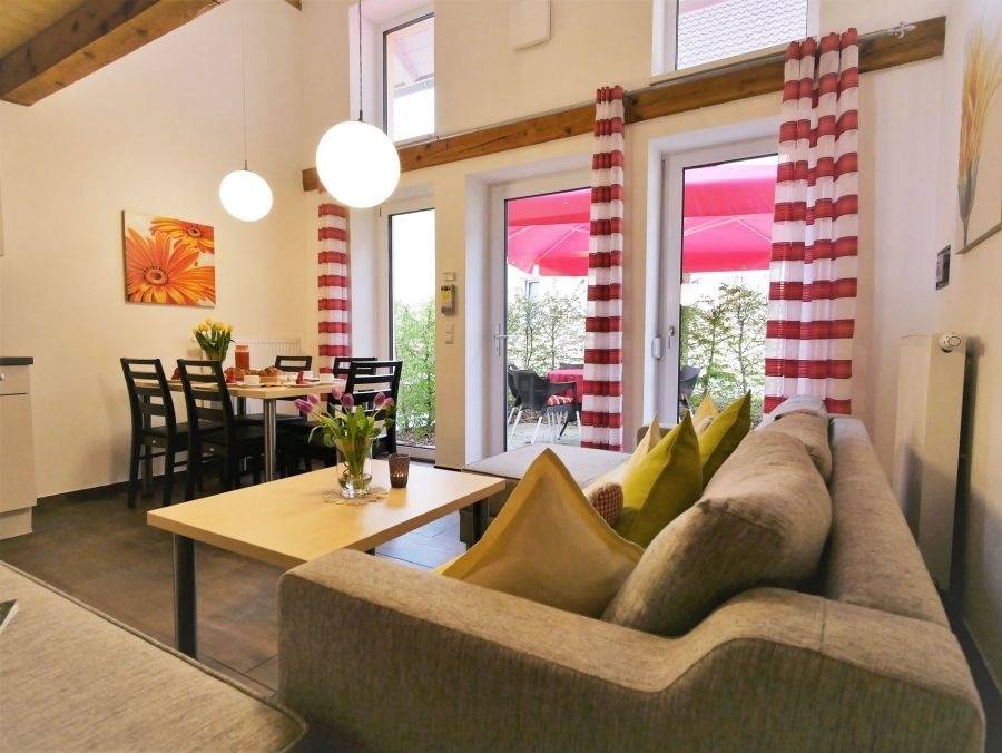 70 M² Appartement ∙ 3 Chambres ∙ 6 Personnes - Ochsenhausen