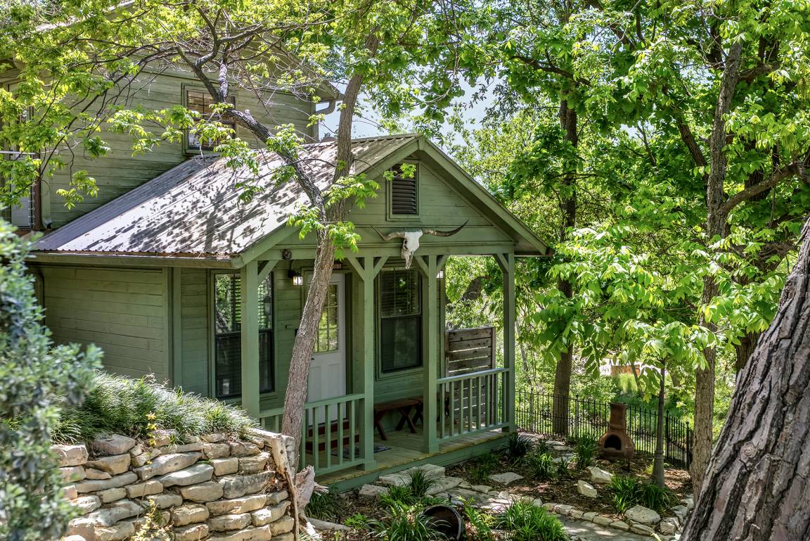 Apartment ∙ 1 Bedroom ∙ 3 Guests - Fredericksburg, TX