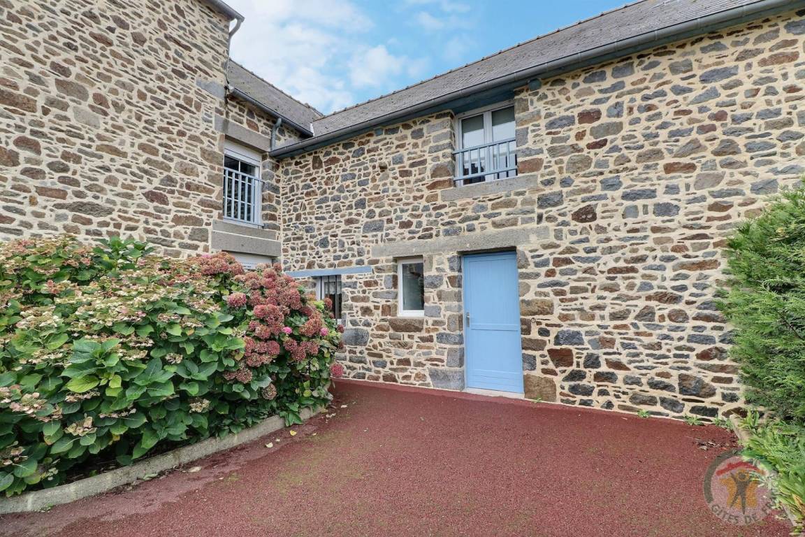 108 M² Gîte ∙ 3 Chambres ∙ 6 Personnes - Saint-Coulomb