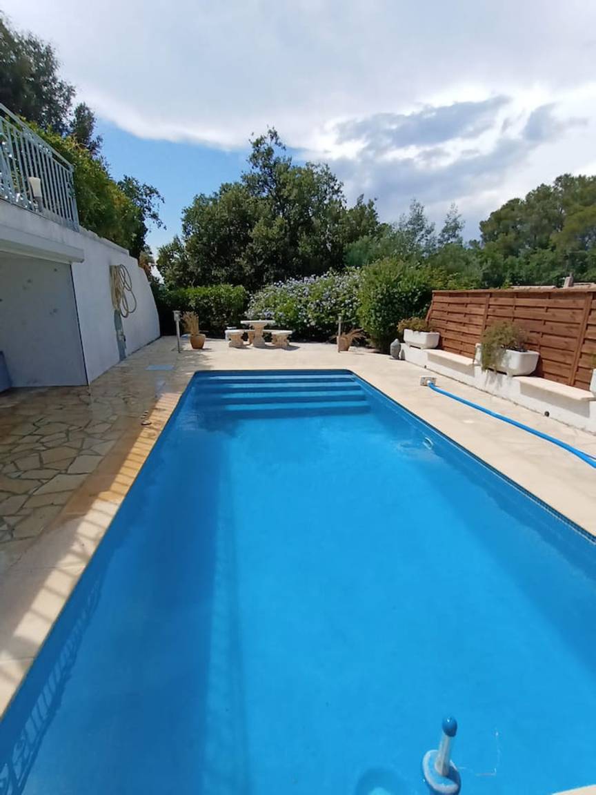 200 M² Villa ∙ 8 Bedrooms ∙ 16 Guests - Agay