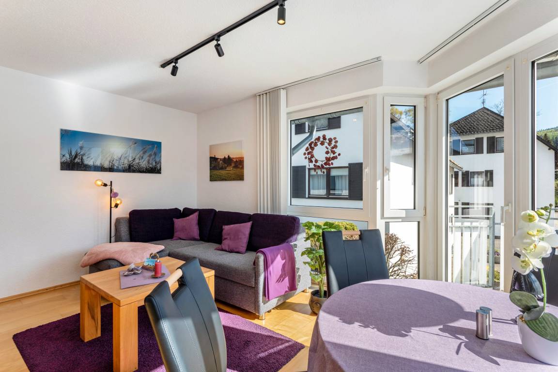 45 M² Ferienwohnung ∙ 1 Schlafzimmer ∙ 3 Gäste - Usseln