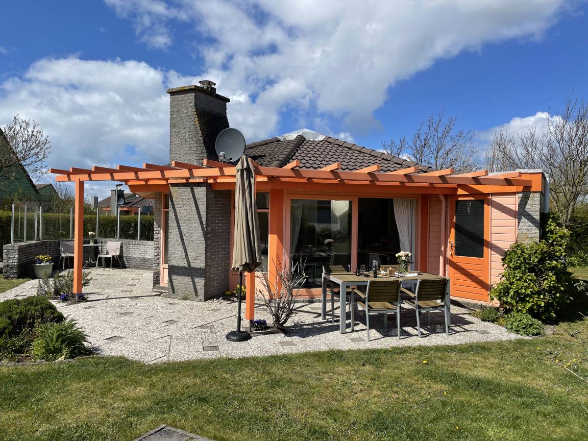 Bungalow ∙ 2 Schlafzimmer ∙ 4 Gäste - Julianadorp