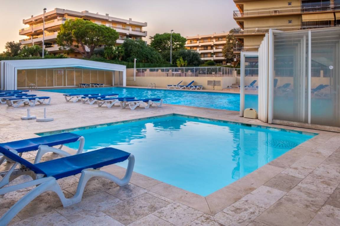 25 M² Appartamento Vacanza ∙ 1 Camera Da Letto ∙ 4 Ospiti - Saint-Laurent-du-Var