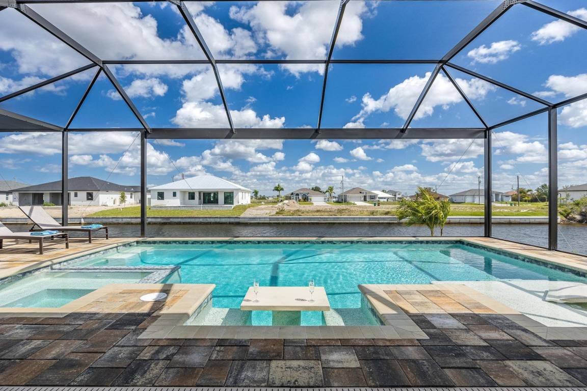 252 M² House ∙ 4 Bedrooms ∙ 12 Guests - Cape Coral, FL