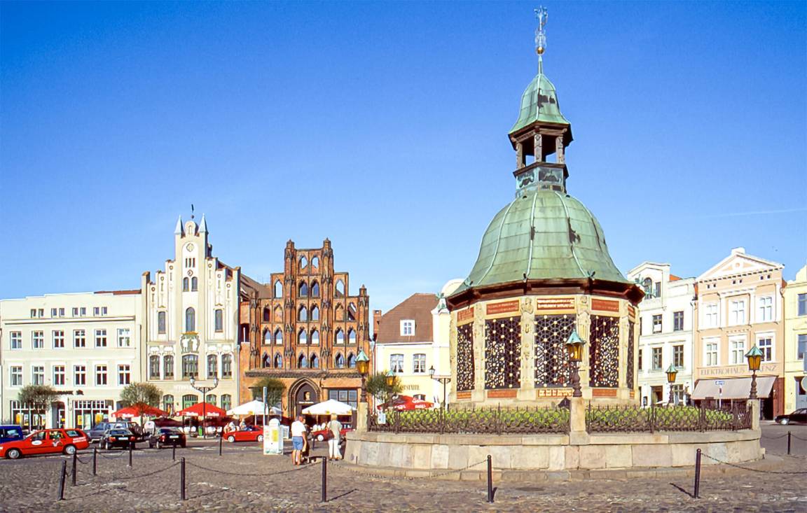 52 M² Ferienwohnung ∙ 1 Schlafzimmer ∙ 4 Gäste - Wismar