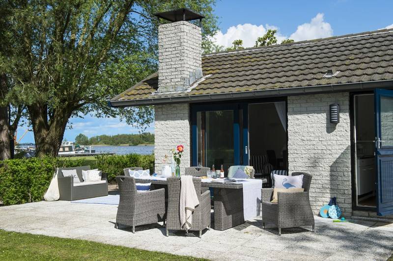 55 M² Chalet ∙ 2 Bedrooms ∙ 6 Guests - Naarden