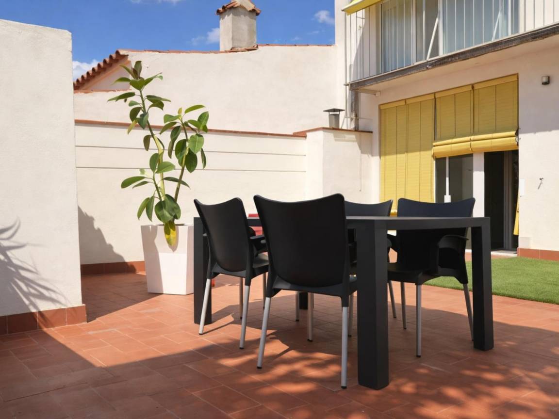 60 M² Appartement ∙ 2 Slaapkamers ∙ 4 Gasten - Palamós