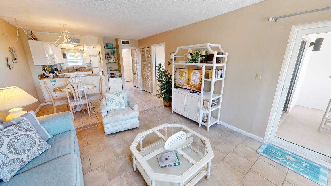 Condo ∙ 1 Bedroom ∙ 4 Guests - Fort Walton Beach, FL