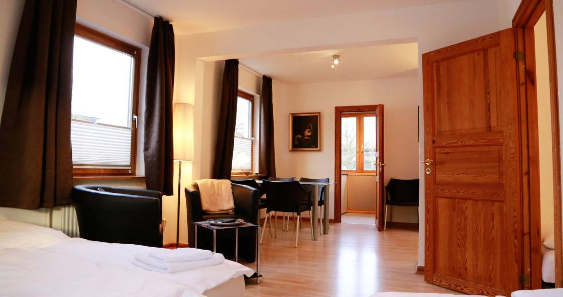 50 M² Ferienwohnung ∙ 1 Schlafzimmer ∙ 4 Gäste - Reinbek