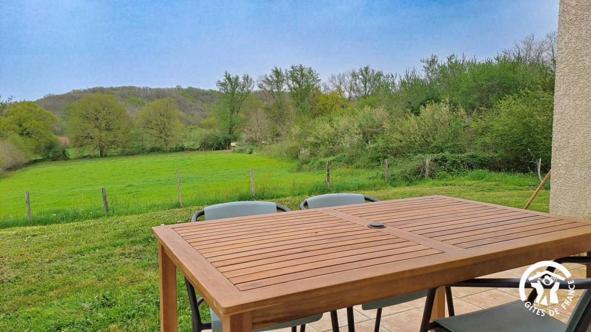 120 M² Gîte ∙ 3 Chambres ∙ 6 Personnes - Tarn