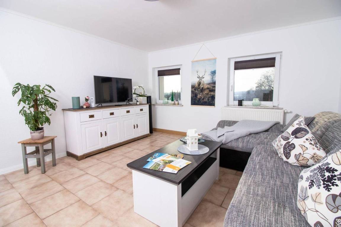 75 M² Appartement ∙ 2 Chambres ∙ 5 Personnes - Burg-Reuland